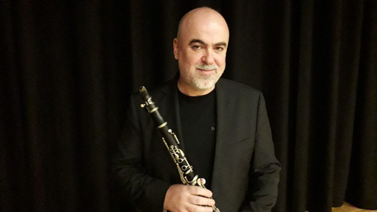 Biography - klarino.gr